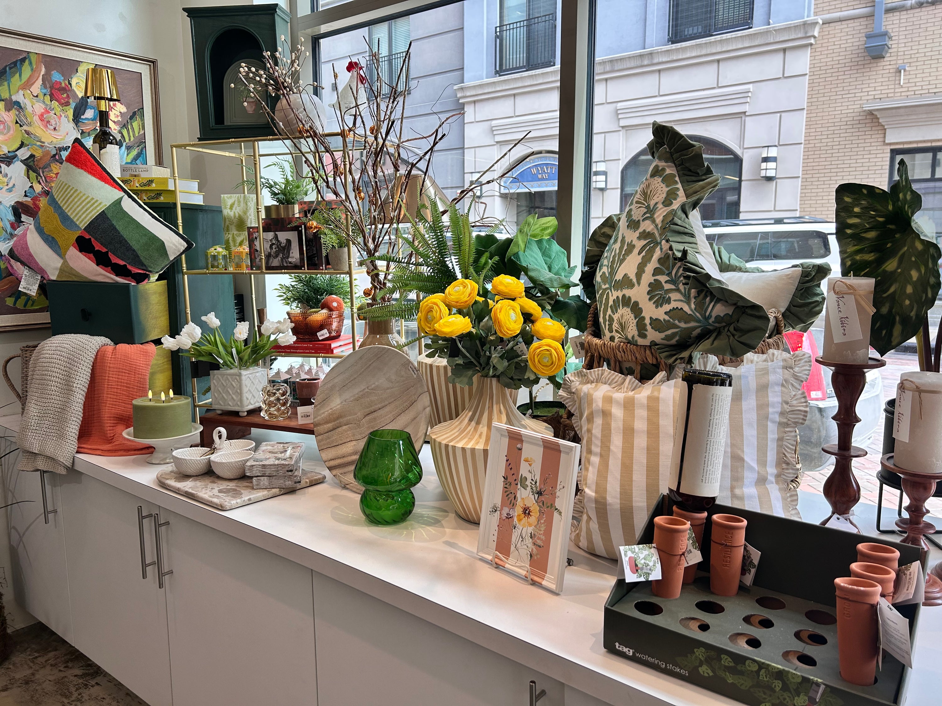 Home Decor, Women's Fashion and Gifts – Linden Tree